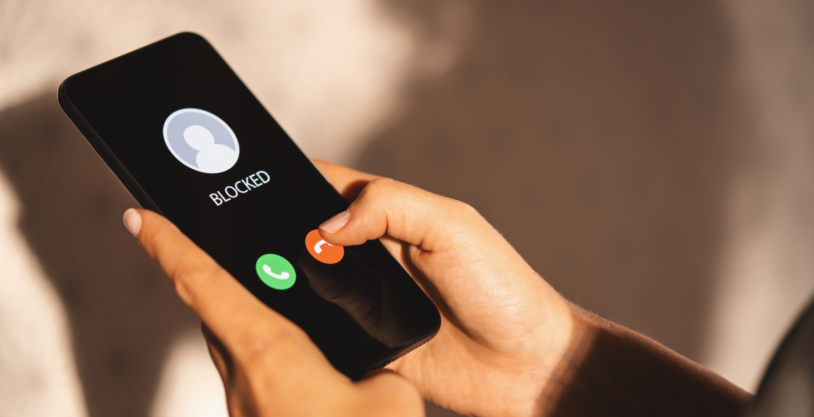 7 Common Zelle Scams and How to Stay Safe! | Spokeo